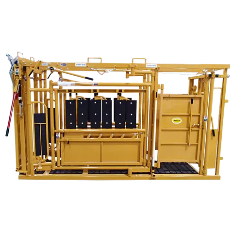 Cattle Chute with Manual Head Gate | Sioux Steel Durable Build — Bison ...